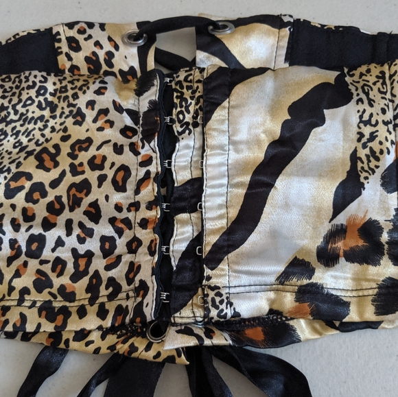 Aggie | Intimates & Sleepwear | Vintage Rare Animal Print Cincher ...